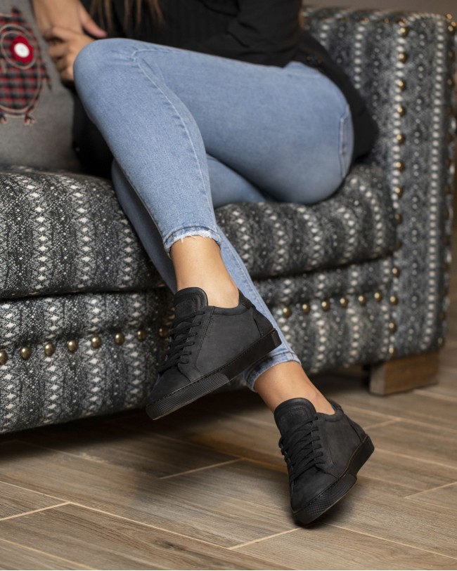 Rosario Noir Nubuck